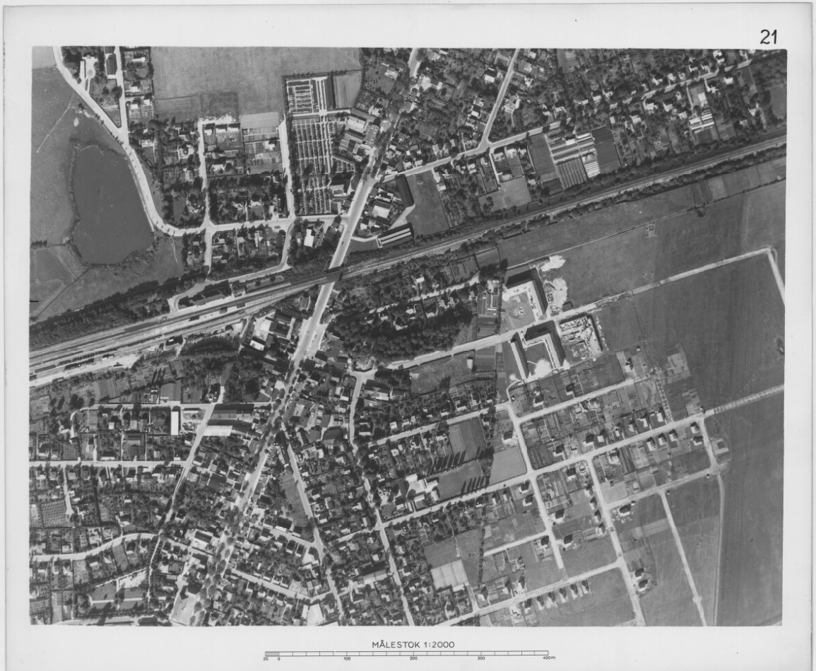 Historie: Luftfoto Taastrup ved stationen - Høje-Taastrup Turistforening